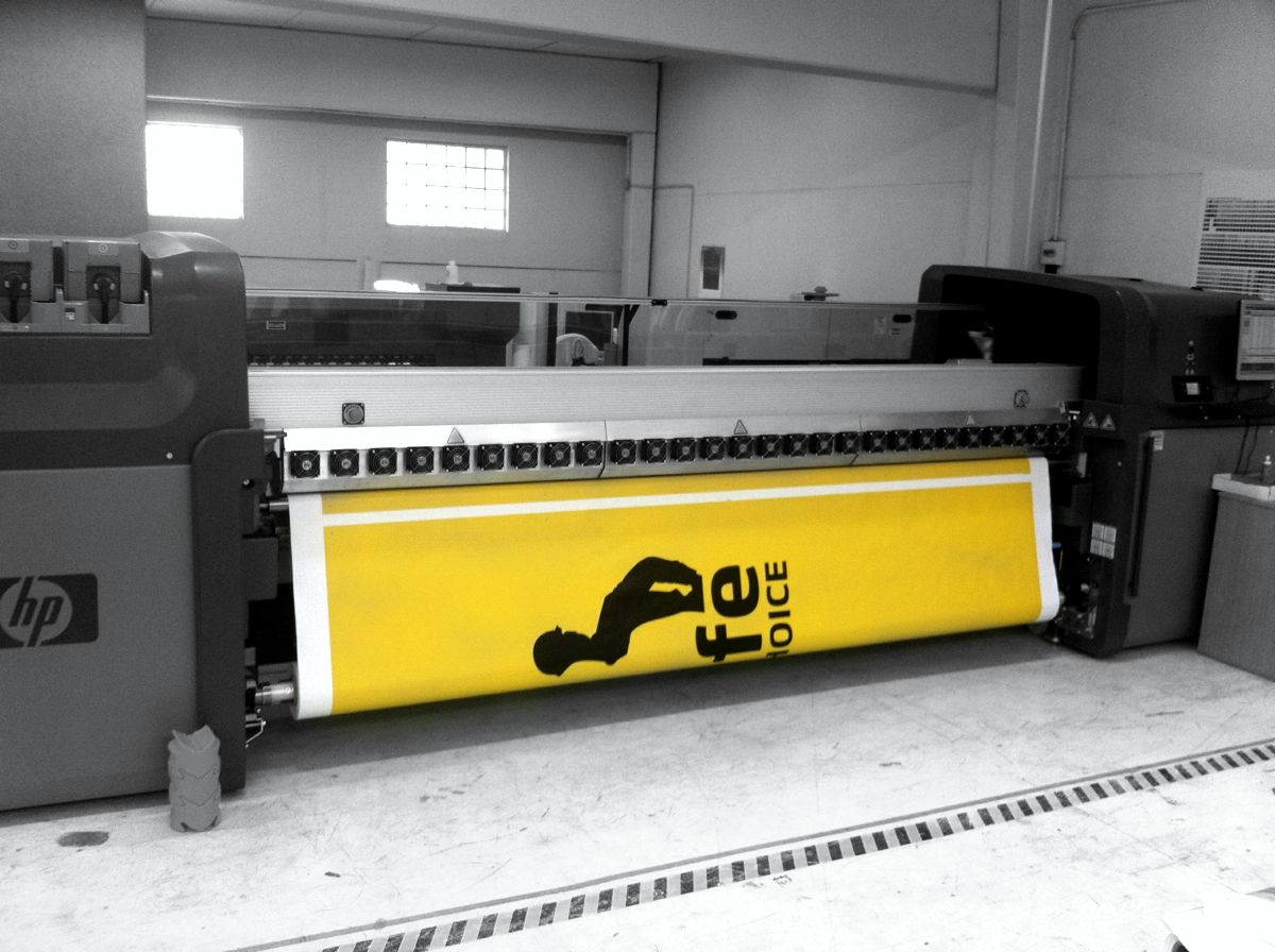 impression-bache-pvc-machine-grand-format-laize-350cm-soliexpo – SOLI'EXPO